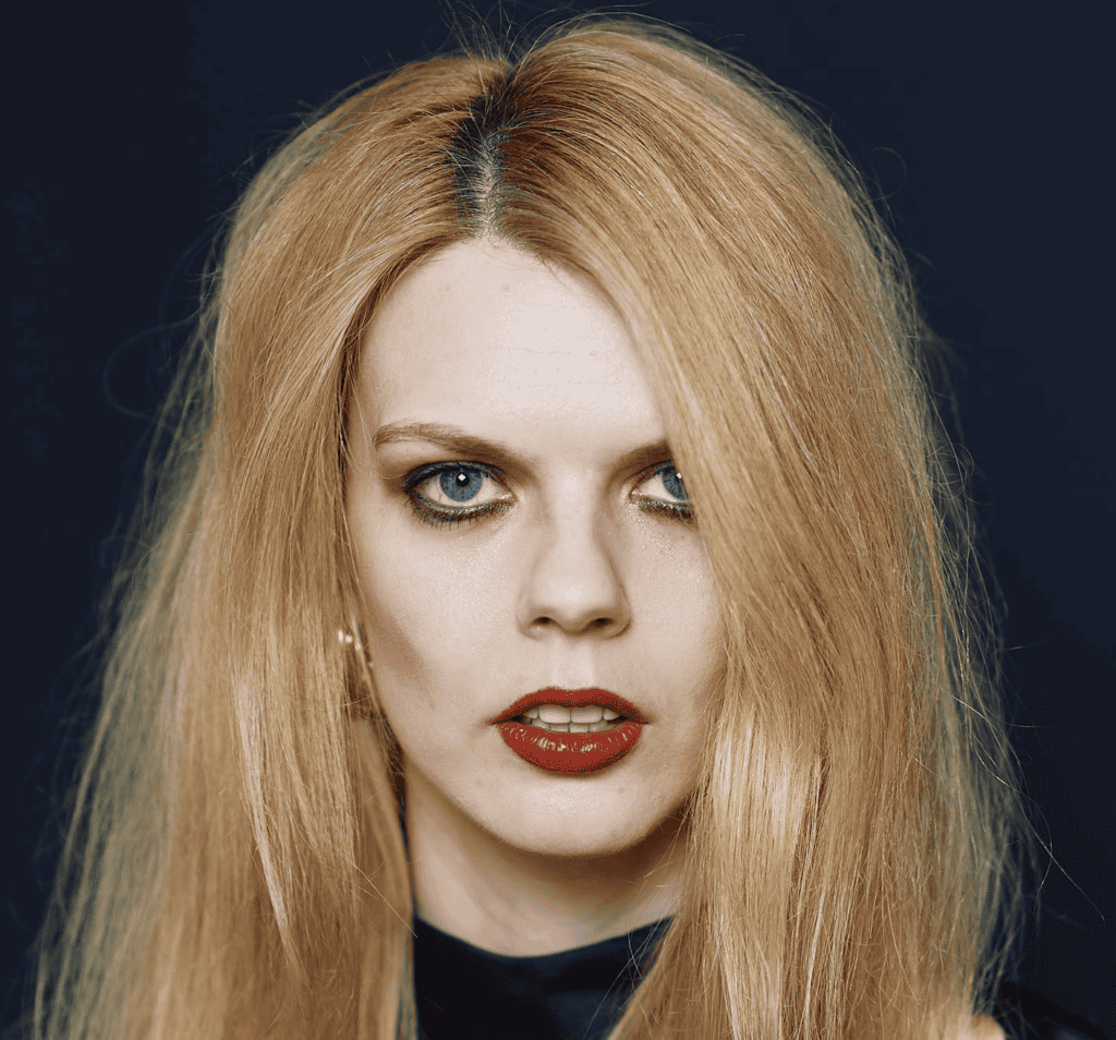 Interview: Ayvianna Snow is the new face of British horror - Screensphere